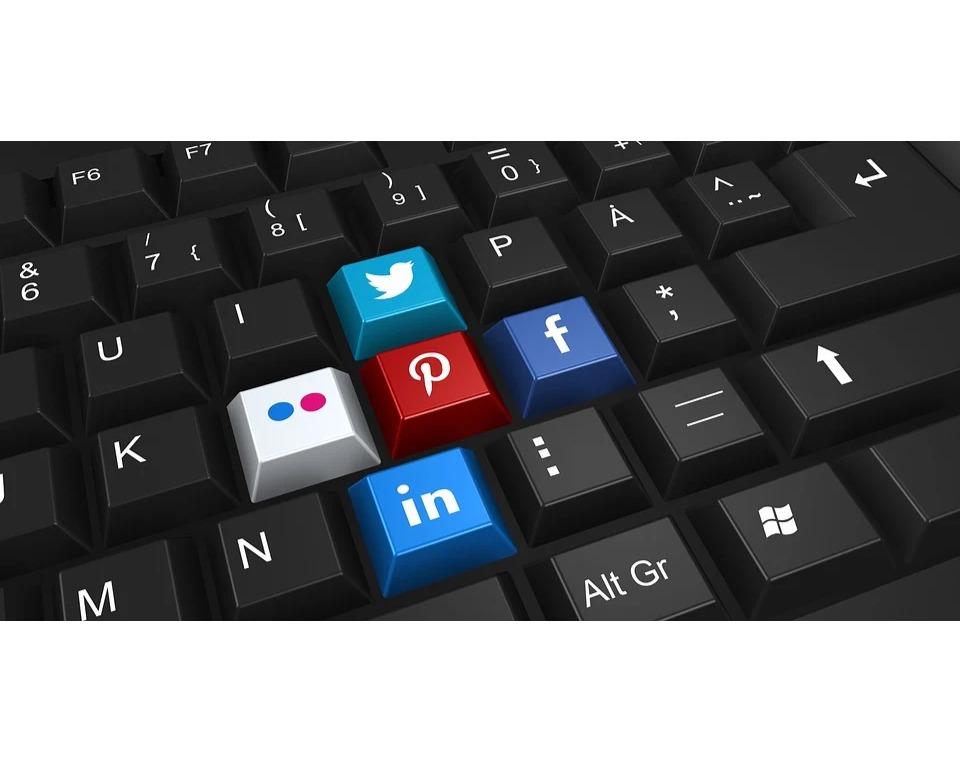 TOMi.digital - INTRODUCCIÓN A LA INFORMÁTICA Y AL HTML