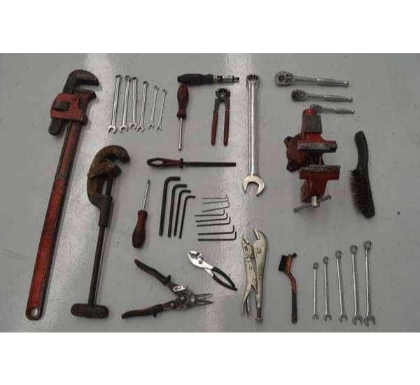 TOMi.digital - OFICIOS Y PROFESIONES