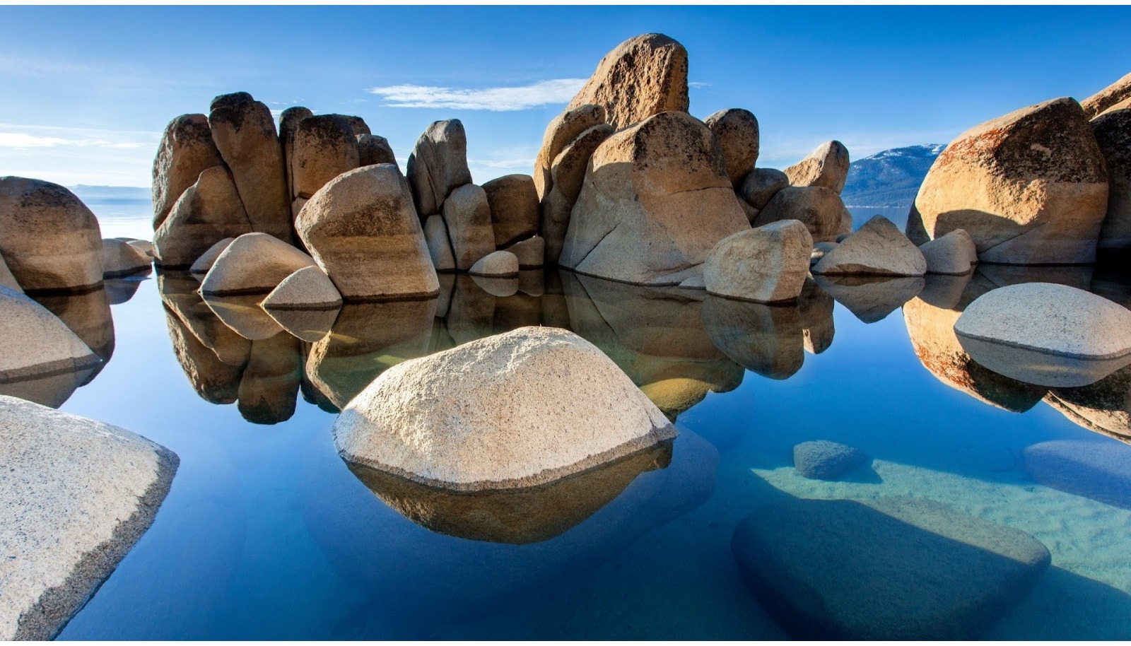 TOMi.digital - Las Rocas